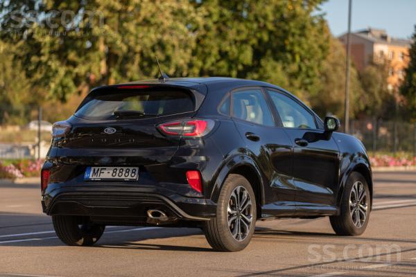 Black Ford Puma 2021 in Riga, with an engine capacity of 1.00 L and mileage of 42 thousand km for 15400 €, photo 5 on AUTOMOTO.COM.LV