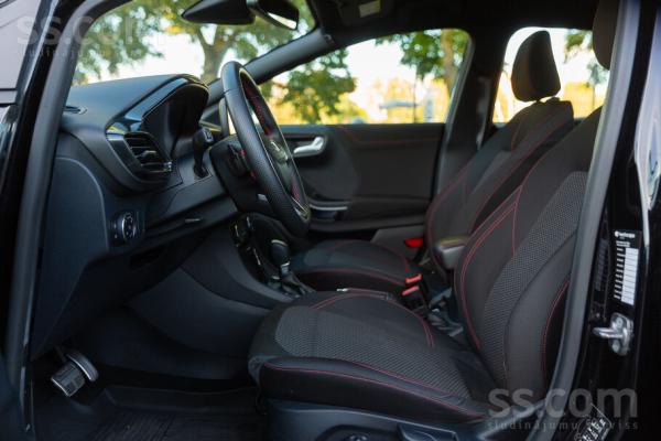 Black Ford Puma 2021 in Riga, with an engine capacity of 1.00 L and mileage of 42 thousand km for 15400 €, photo 8 on AUTOMOTO.COM.LV