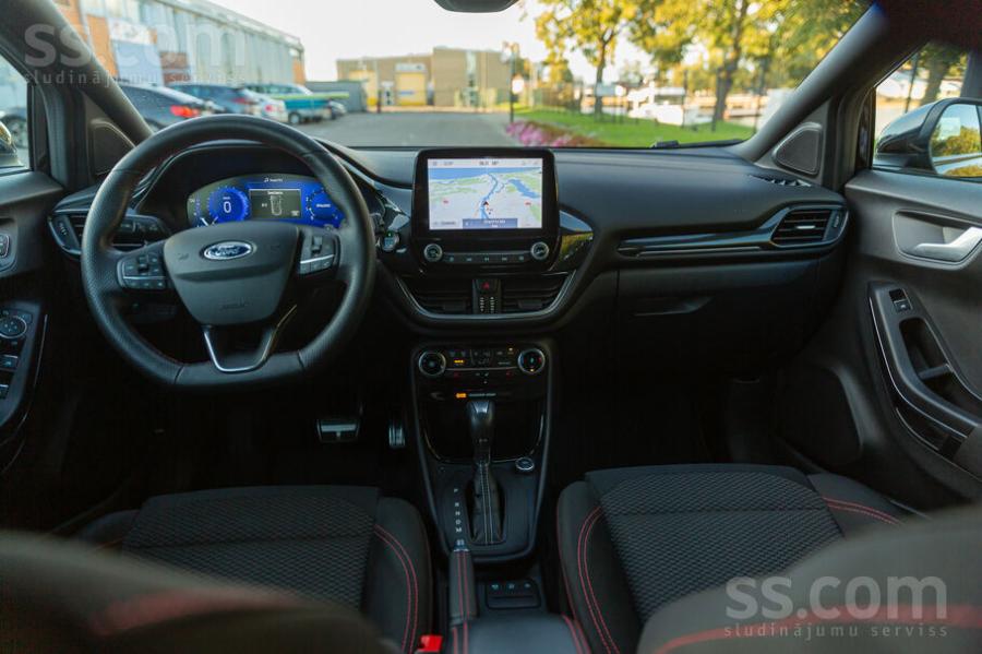 Black Ford Puma 2021 in Riga, with an engine capacity of 1.00 L and mileage of 42 thousand km for 15400 €, photo 9 on AUTOMOTO.COM.LV
