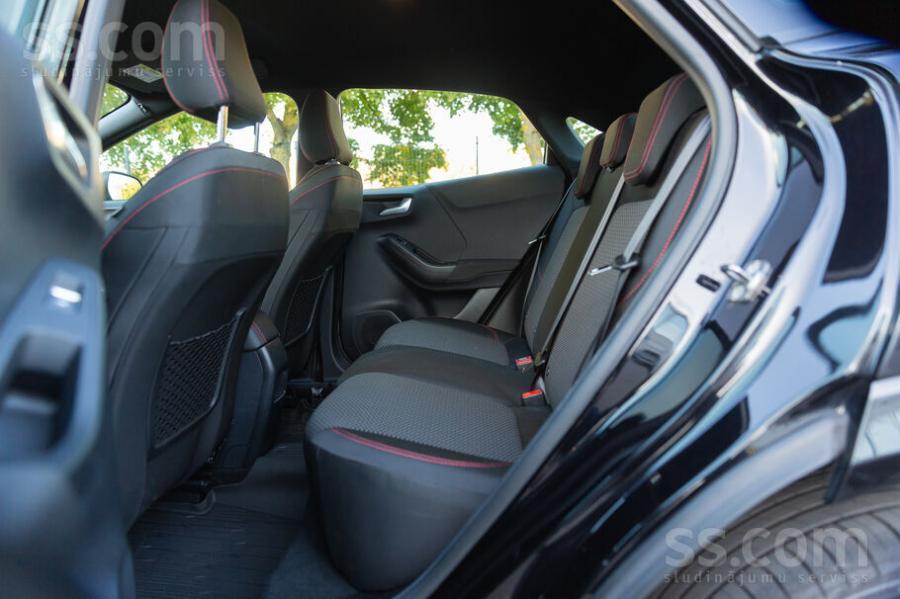 Black Ford Puma 2021 in Riga, with an engine capacity of 1.00 L and mileage of 42 thousand km for 15400 €, photo 10 on AUTOMOTO.COM.LV
