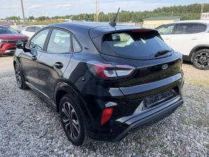 Black Ford Puma 2022 in Vilnius, with an engine capacity of 1.00 L and mileage of 176 thousand km for 11500 €, photo 9 on AUTOMOTO.COM.LV