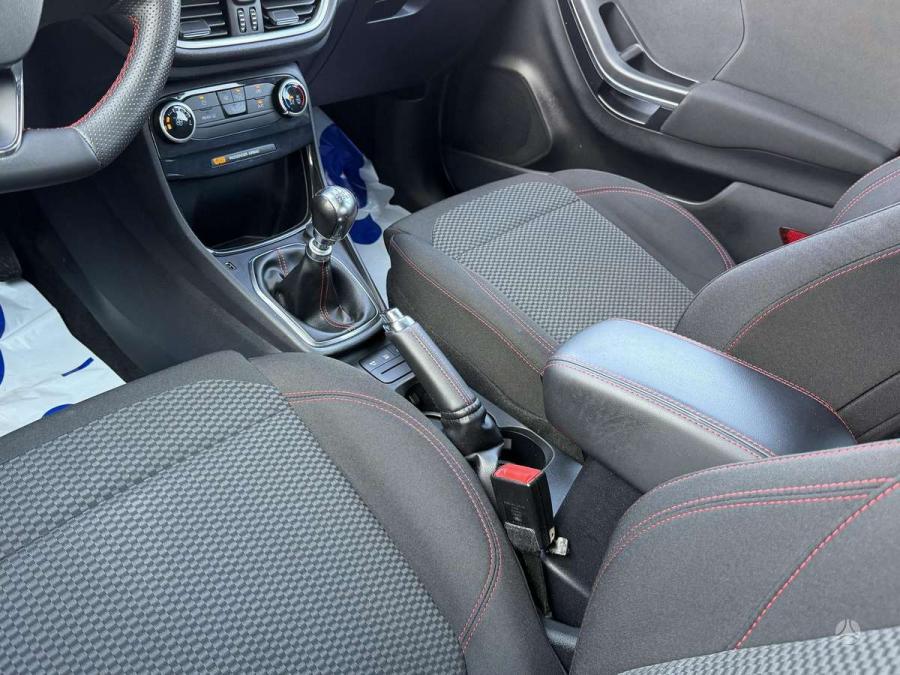 Black Ford Puma 2022 in Vilnius, with an engine capacity of 1.00 L and mileage of 176 thousand km for 11500 €, photo 13 on AUTOMOTO.COM.LV