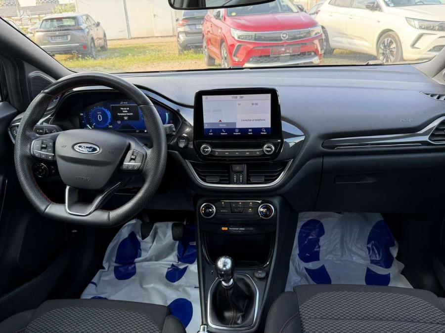 Black Ford Puma 2022 in Vilnius, with an engine capacity of 1.00 L and mileage of 176 thousand km for 11500 €, photo 16 on AUTOMOTO.COM.LV