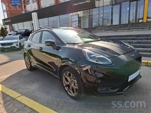 Melns Ford Puma 2023 Rīga, ar dzinēja tilpumu 1.00 L un nobraukumu 72 tūkst. km par 19895 €, foto  vietnē AUTOMOTO.COM.LV