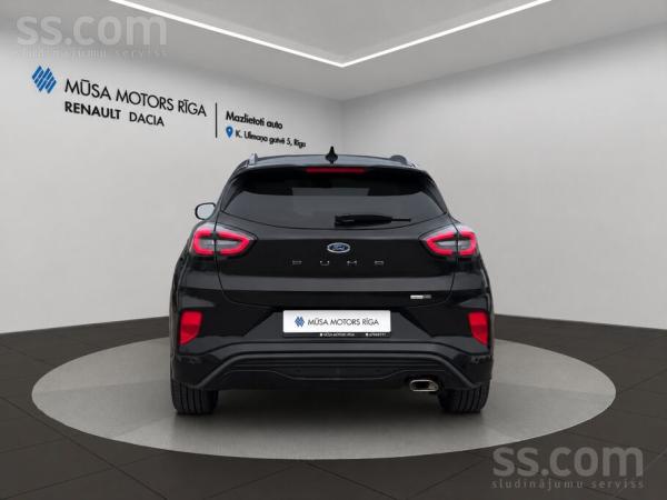 Black Ford Puma 2023 in Riga, with an engine capacity of 1.00 L and mileage of 72 thousand km for 17495 €, photo 6 on AUTOMOTO.COM.LV