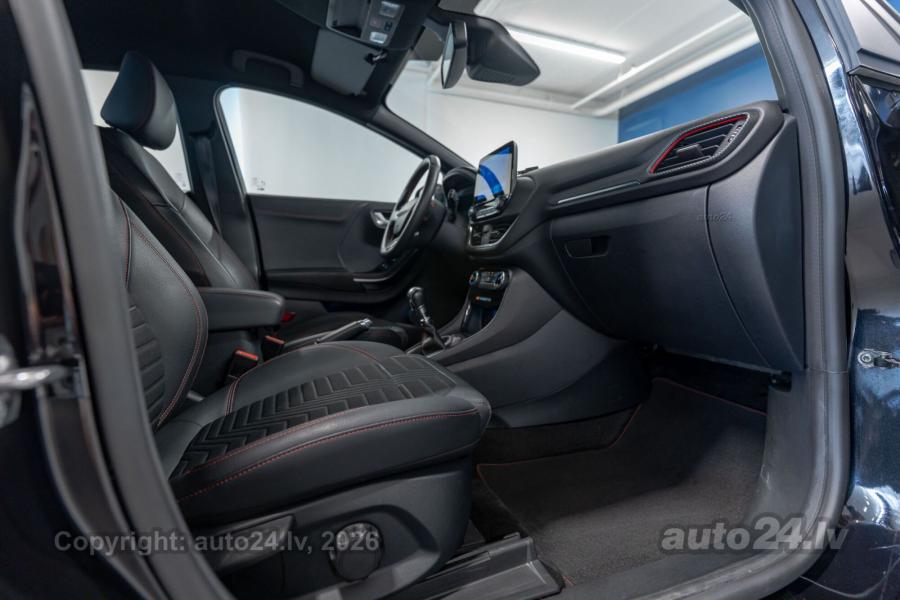 Black Ford Puma 2021 in Tallinn, with an engine capacity of 1.00 L and mileage of 36 thousand km for 15900 €, photo 9 on AUTOMOTO.COM.LV