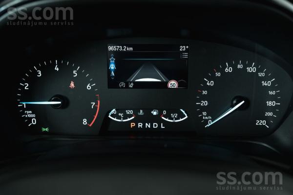 Black Ford Puma 2022 in Riga, with an engine capacity of 1.00 L and mileage of 97 thousand km for 15990 €, photo 7 on AUTOMOTO.COM.LV
