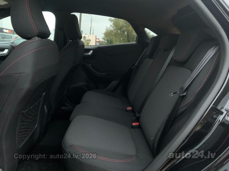 Black Ford Puma 2022 in Tallinn, with an engine capacity of 1.00 L and mileage of 161 thousand km for 12900 €, photo 12 on AUTOMOTO.COM.LV