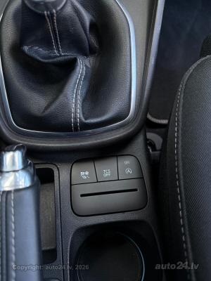 Zils Ford Puma 2020 Tartu, ar dzinēja tilpumu 1.00 L un nobraukumu 18 tūkst. km par 8500 €, foto 13 vietnē AUTOMOTO.COM.LV
