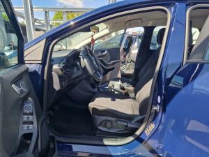 Blue Ford Puma 2021 in Riga, with an engine capacity of 1.00 L and mileage of 75 thousand km for 12500 €, photo 13 on AUTOMOTO.COM.LV