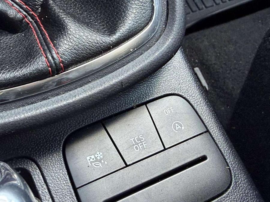 Grey Ford Puma 2020 in Kaunas, with an engine capacity of 1.00 L and mileage of 141 thousand km for 10300 €, photo 20 on AUTOMOTO.COM.LV