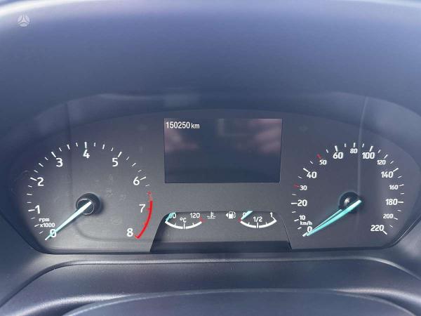 Grey Ford Puma 2022 in Taurage, with an engine capacity of 1.00 L and mileage of 150 thousand km for 13310 €, photo 11 on AUTOMOTO.COM.LV