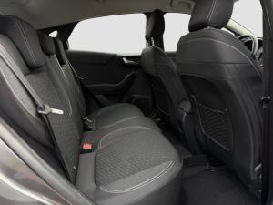 Pelēks Ford Puma 2020 Pērnava, ar dzinēja tilpumu 1.00 L un nobraukumu 76 tūkst. km par 13900 €, foto 8 vietnē AUTOMOTO.COM.LV
