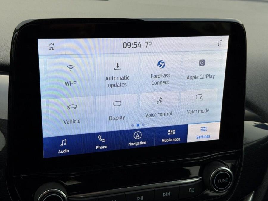 Pelēks Ford Puma 2020 Pērnava, ar dzinēja tilpumu 1.00 L un nobraukumu 76 tūkst. km par 13900 €, foto 12 vietnē AUTOMOTO.COM.LV