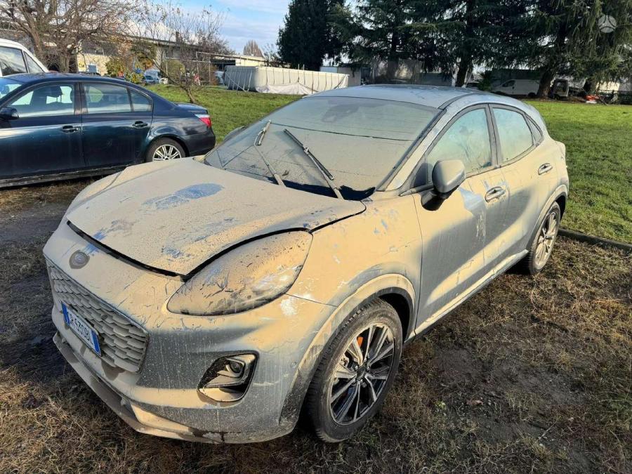 Grey Ford Puma 2024 in Panevezys, with an engine capacity of 1.00 L and mileage of 30 thousand km for 6500 €, photo 1 on AUTOMOTO.COM.LV