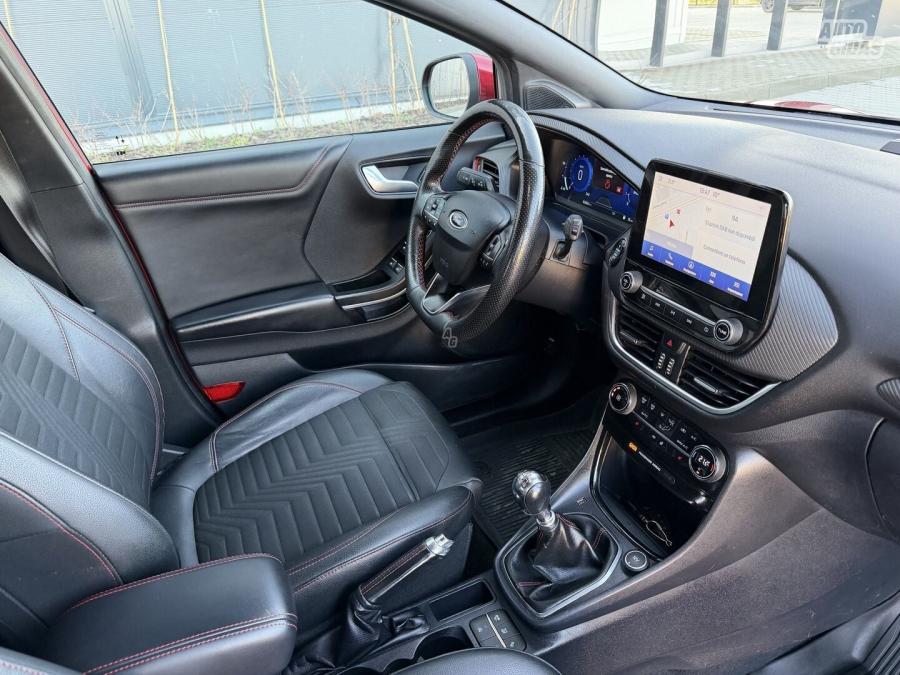 Red Ford Puma 2020 in Vilnius, with an engine capacity of 1.00 L and mileage of 103 thousand km for 14950 €, photo 17 on AUTOMOTO.COM.LV