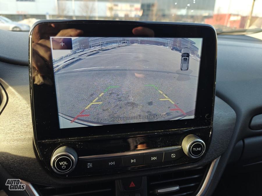 Red Ford Puma 2021 in Klaipeda, with an engine capacity of 1.00 L and mileage of 62 thousand km for 16200 €, photo 18 on AUTOMOTO.COM.LV