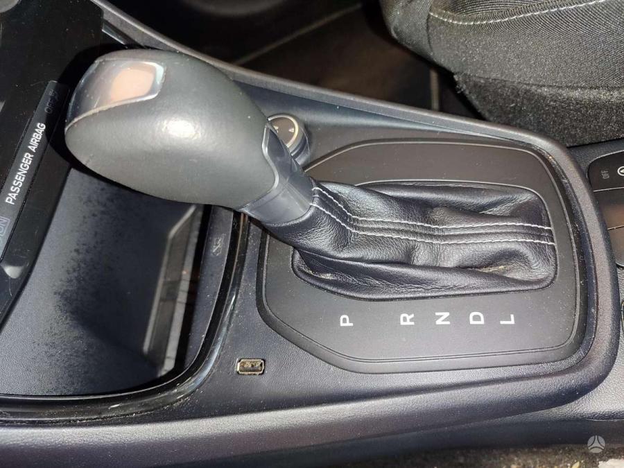 Red Ford Puma 2021 in Siauliai, with an engine capacity of 1.00 L and mileage of 22 thousand km for 14900 €, photo 13 on AUTOMOTO.COM.LV