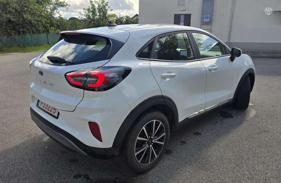 White Ford Puma 2020 in Vilnius, with an engine capacity of 1.00 L and mileage of 56 thousand km for 12500 €, photo 5 on AUTOMOTO.COM.LV