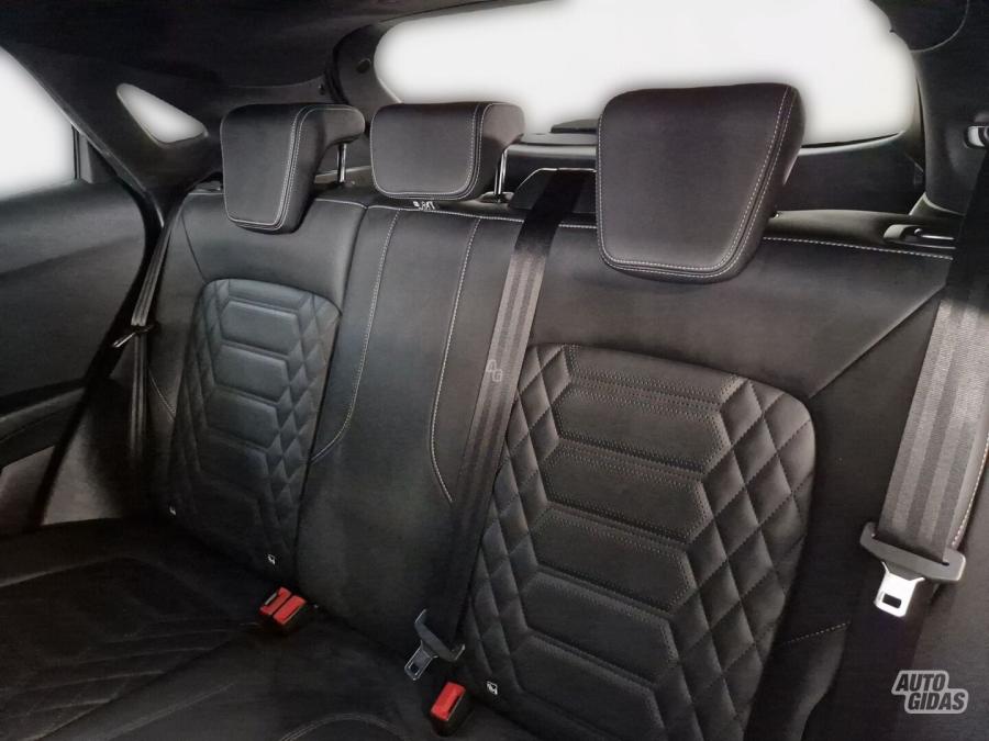 White Ford Puma 2021 in Vilnius, with an engine capacity of 1.00 L and mileage of 70 thousand km for 16900 €, photo 17 on AUTOMOTO.COM.LV