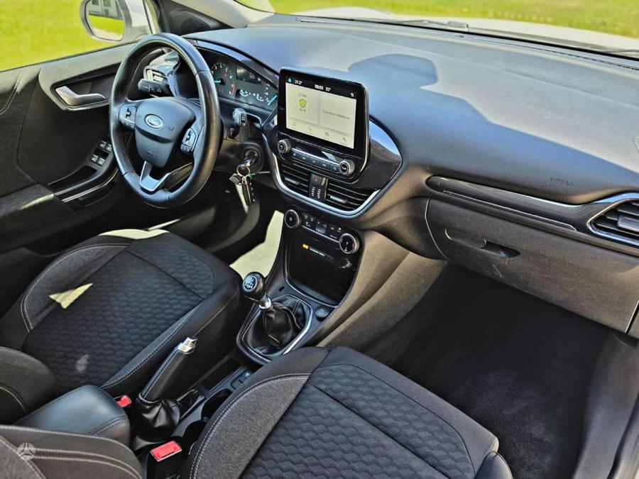 White Ford Puma 2022 in Taurage, with an engine capacity of 1.00 L and mileage of 73 thousand km for 8900 €, photo 23 on AUTOMOTO.COM.LV