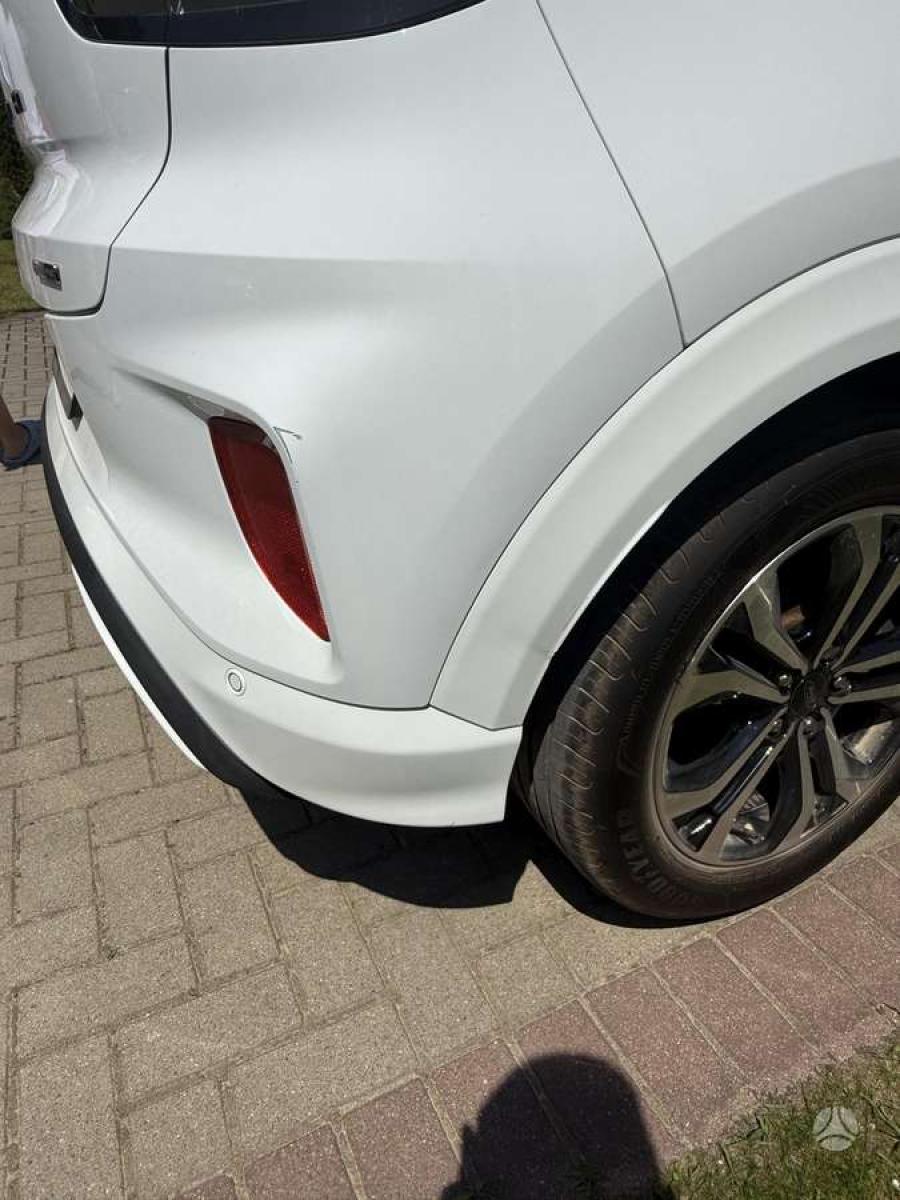 Balts Ford Puma 2022 Viļņa, ar dzinēja tilpumu 1.00 L un nobraukumu 31 tūkst. km par 16495 €, foto 16 vietnē AUTOMOTO.COM.LV