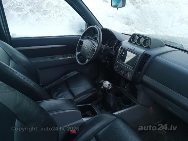 Melns Ford Ranger 2007 Tallina, ar dzinēja tilpumu 2.50 L un nobraukumu 319 tūkst. km par 6500 €, foto 5 vietnē AUTOMOTO.COM.LV