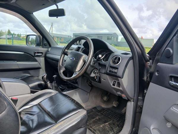 Black Ford Ranger 2010 in Silute, with an engine capacity of 2.50 L and mileage of 137 thousand km for 4250 €, photo 10 on AUTOMOTO.COM.LV