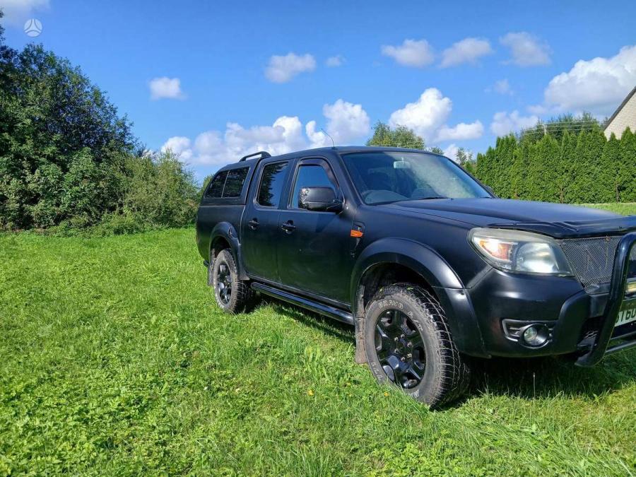 Black Ford Ranger 2010 in Silute, with an engine capacity of 2.50 L and mileage of 138 thousand km for 4250 €, photo 1 on AUTOMOTO.COM.LV