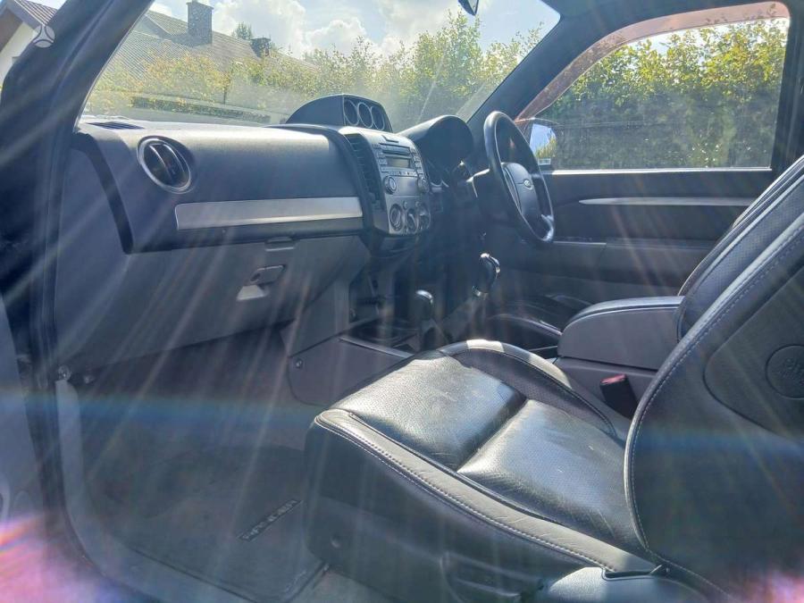 Black Ford Ranger 2010 in Silute, with an engine capacity of 2.50 L and mileage of 138 thousand km for 4250 €, photo 6 on AUTOMOTO.COM.LV