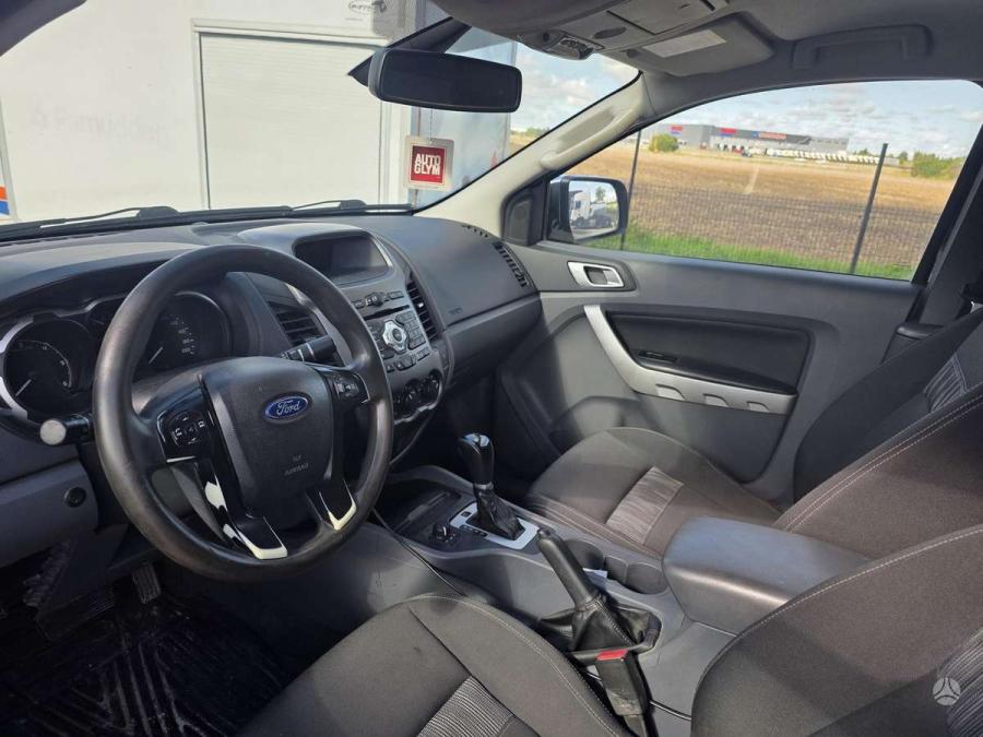 Black Ford Ranger 2012 in Silale, with an engine capacity of 2.20 L and mileage of 350 thousand km for 5800 €, photo 9 on AUTOMOTO.COM.LV