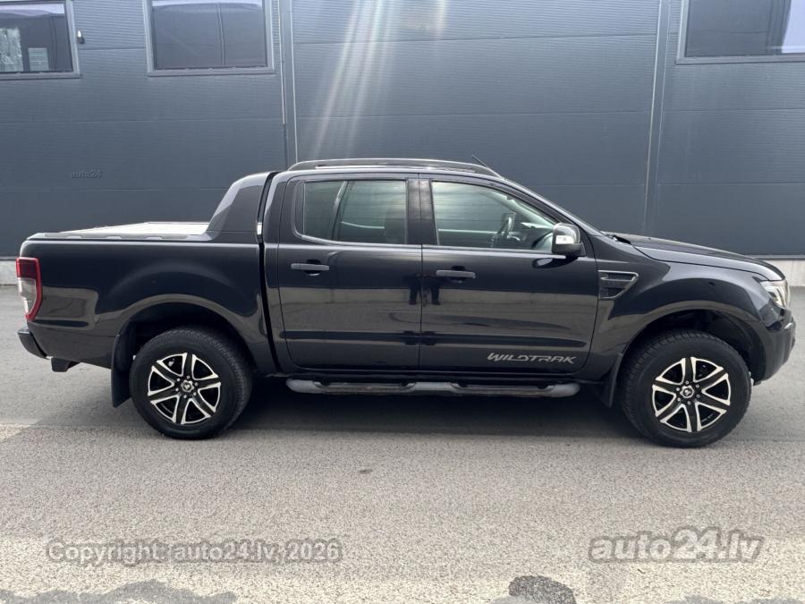 Melns Ford Ranger 2013 Tallina, ar dzinēja tilpumu 3.20 L un nobraukumu 254 tūkst. km par 9000 €, foto 5 vietnē AUTOMOTO.COM.LV