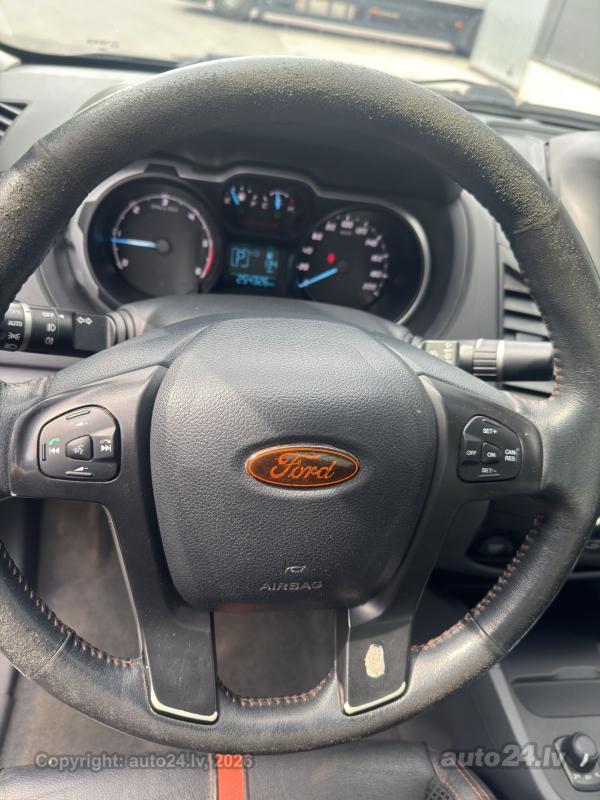 Melns Ford Ranger 2013 Tallina, ar dzinēja tilpumu 3.20 L un nobraukumu 254 tūkst. km par 9000 €, foto 9 vietnē AUTOMOTO.COM.LV