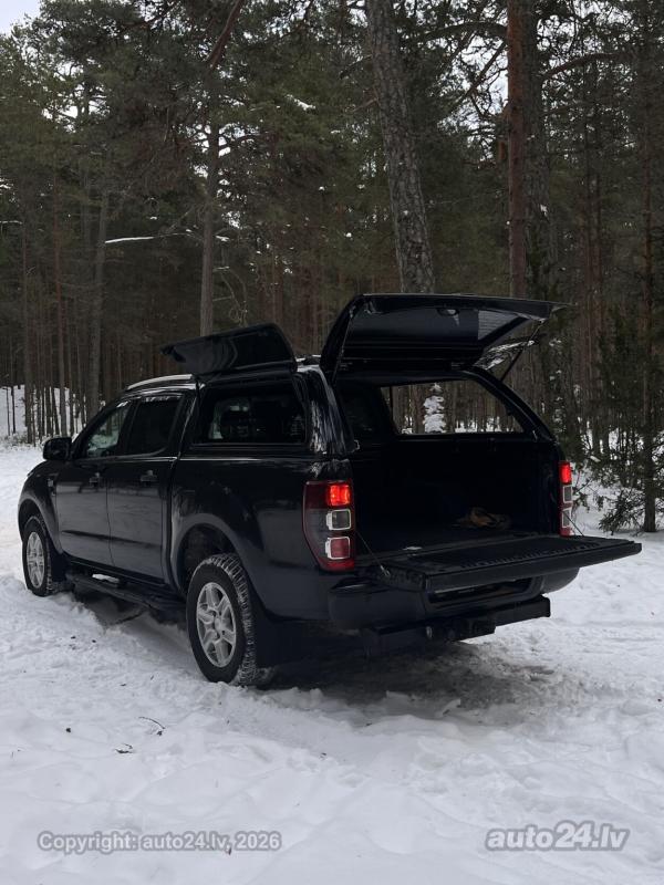 Melns Ford Ranger 2014 Tallina, ar dzinēja tilpumu 3.20 L un nobraukumu 0 tūkst. km par 18000 €, foto 9 vietnē AUTOMOTO.COM.LV