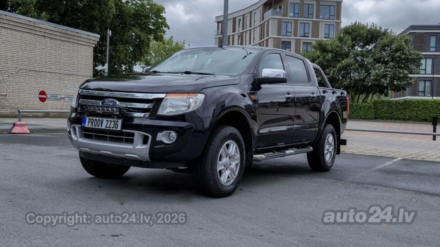 Black Ford Ranger 2015 in Tallinn, with an engine capacity of 2.20 L and mileage of 363 thousand km for 11500 €, photo 4 on AUTOMOTO.COM.LV