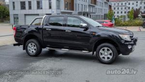 Black Ford Ranger 2015 in Tallinn, with an engine capacity of 2.20 L and mileage of 363 thousand km for 11500 €, photo 6 on AUTOMOTO.COM.LV