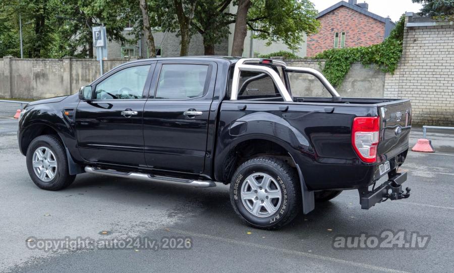 Black Ford Ranger 2015 in Tallinn, with an engine capacity of 2.20 L and mileage of 363 thousand km for 11500 €, photo 7 on AUTOMOTO.COM.LV
