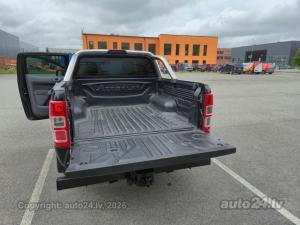 Black Ford Ranger 2015 in Tallinn, with an engine capacity of 2.20 L and mileage of 363 thousand km for 11500 €, photo 10 on AUTOMOTO.COM.LV