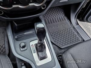 Black Ford Ranger 2015 in Tallinn, with an engine capacity of 2.20 L and mileage of 363 thousand km for 11500 €, photo 14 on AUTOMOTO.COM.LV