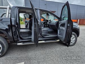 Black Ford Ranger 2015 in Tallinn, with an engine capacity of 2.20 L and mileage of 363 thousand km for 11500 €, photo 21 on AUTOMOTO.COM.LV