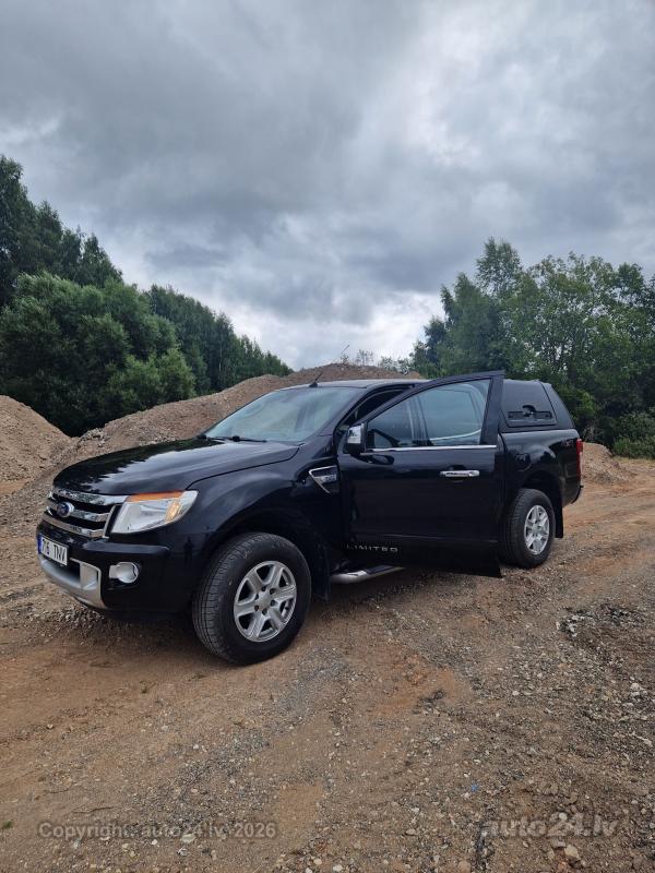 Black Ford Ranger 2015 in Tartu, with an engine capacity of 2.20 L and mileage of 208 thousand km for 12000 €, photo 5 on AUTOMOTO.COM.LV