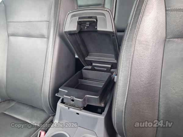 Black Ford Ranger 2015 in Tartu, with an engine capacity of 2.20 L and mileage of 208 thousand km for 12000 €, photo 9 on AUTOMOTO.COM.LV
