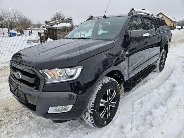 Black Ford Ranger 2016 in Siauliai, with an engine capacity of 3.20 L and mileage of 161 thousand km for 16400 €, photo 1 on AUTOMOTO.COM.LV