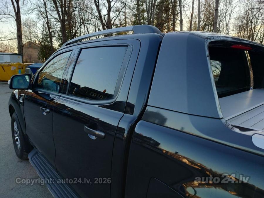 Black Ford Ranger 2016 in Viljandi, with an engine capacity of 3.20 L and mileage of 276 thousand km for 18200 €, photo 9 on AUTOMOTO.COM.LV