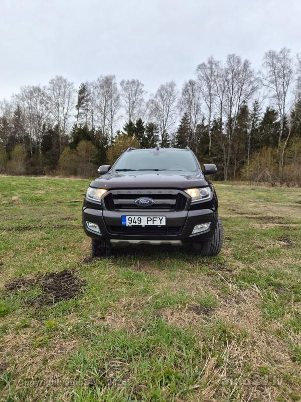 Black Ford Ranger 2016 in Tallinn, with an engine capacity of 3.20 L and mileage of 197 thousand km for 20900 €, photo 2 on AUTOMOTO.COM.LV