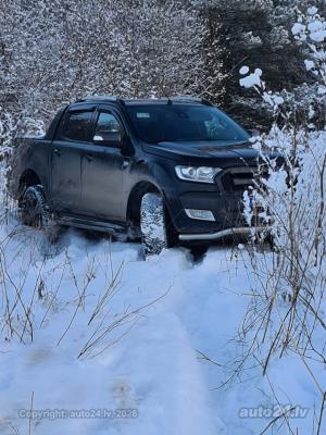 Melns Ford Ranger 2016 Narva, ar dzinēja tilpumu 3.20 L un nobraukumu 280 tūkst. km par 12900 €, foto 3 vietnē AUTOMOTO.COM.LV