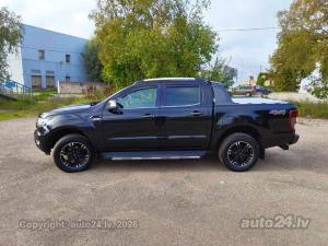 Black Ford Ranger 2017 in Tallinn, with an engine capacity of 3.20 L and mileage of 208 thousand km for 17900 €, photo 3 on AUTOMOTO.COM.LV