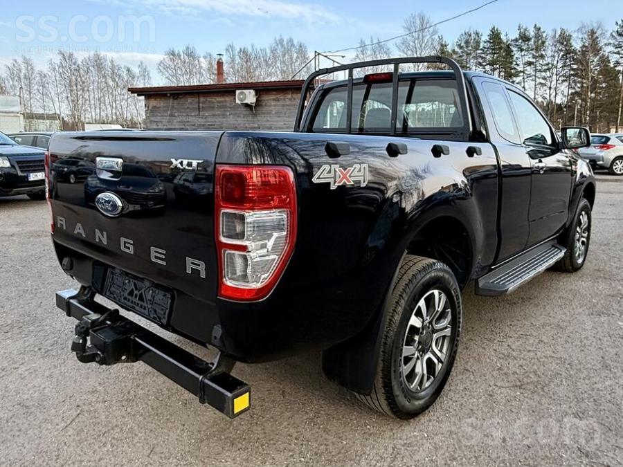 Black Ford Ranger 2017 in Riga, with an engine capacity of 2.20 L and mileage of 0 thousand km for 13990 €, photo 8 on AUTOMOTO.COM.LV