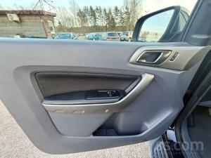 Black Ford Ranger 2017 in Riga, with an engine capacity of 2.20 L and mileage of 0 thousand km for 13990 €, photo 19 on AUTOMOTO.COM.LV