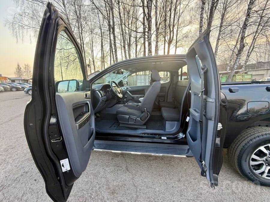 Black Ford Ranger 2017 in Riga, with an engine capacity of 2.20 L and mileage of 0 thousand km for 13990 €, photo 20 on AUTOMOTO.COM.LV